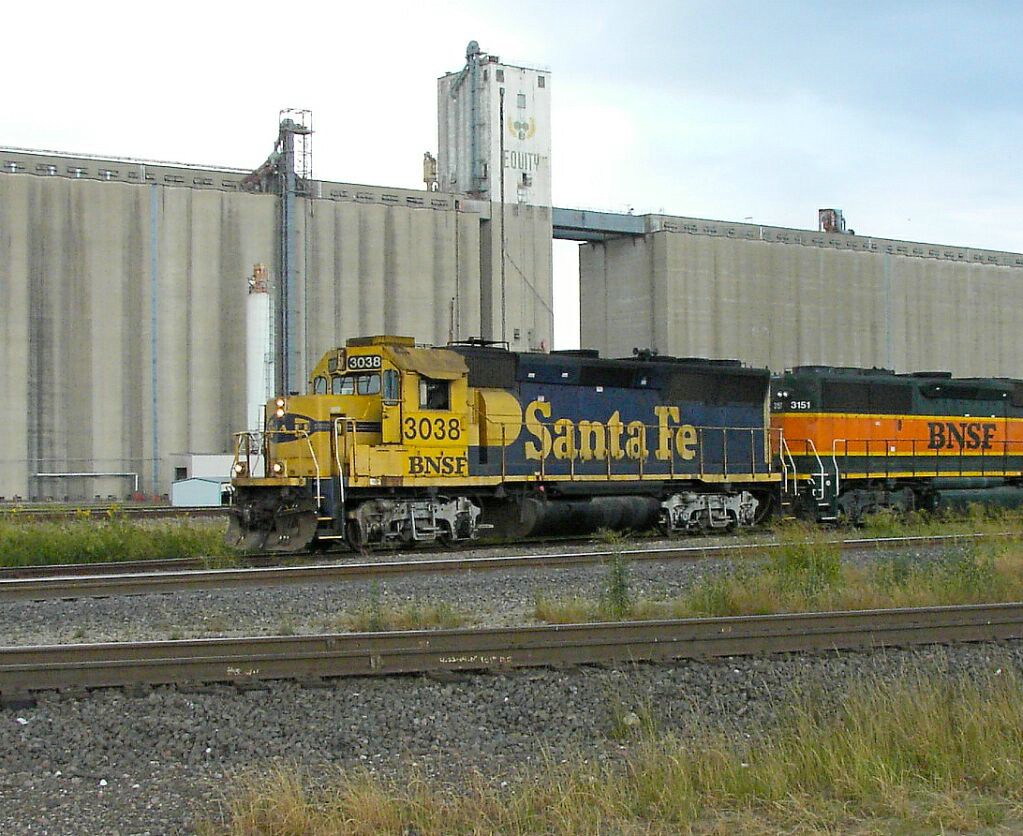 BNSF 3038